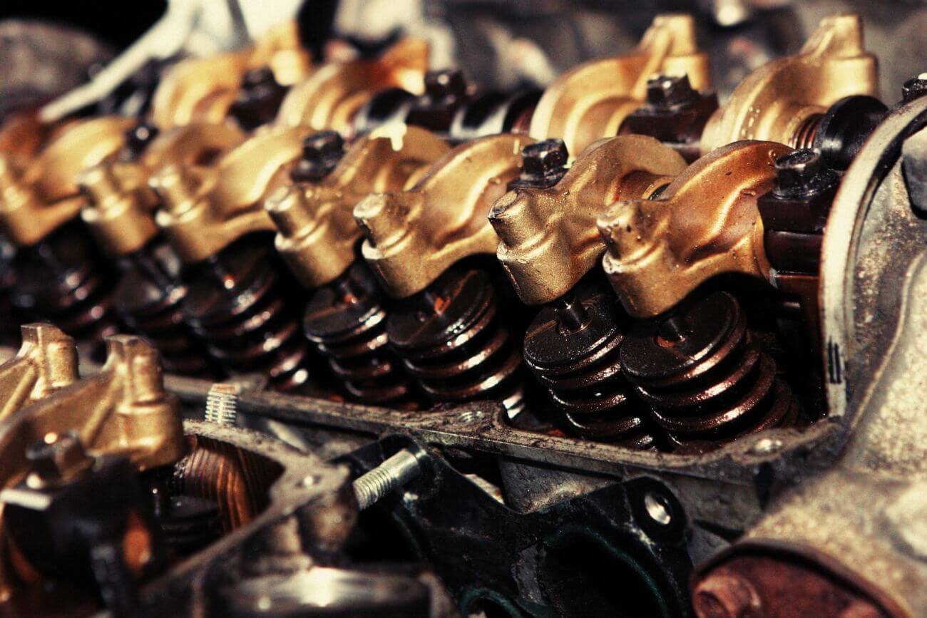 Silnik wysokoprężny – jak działa? Historia moto branży - Moto Klub